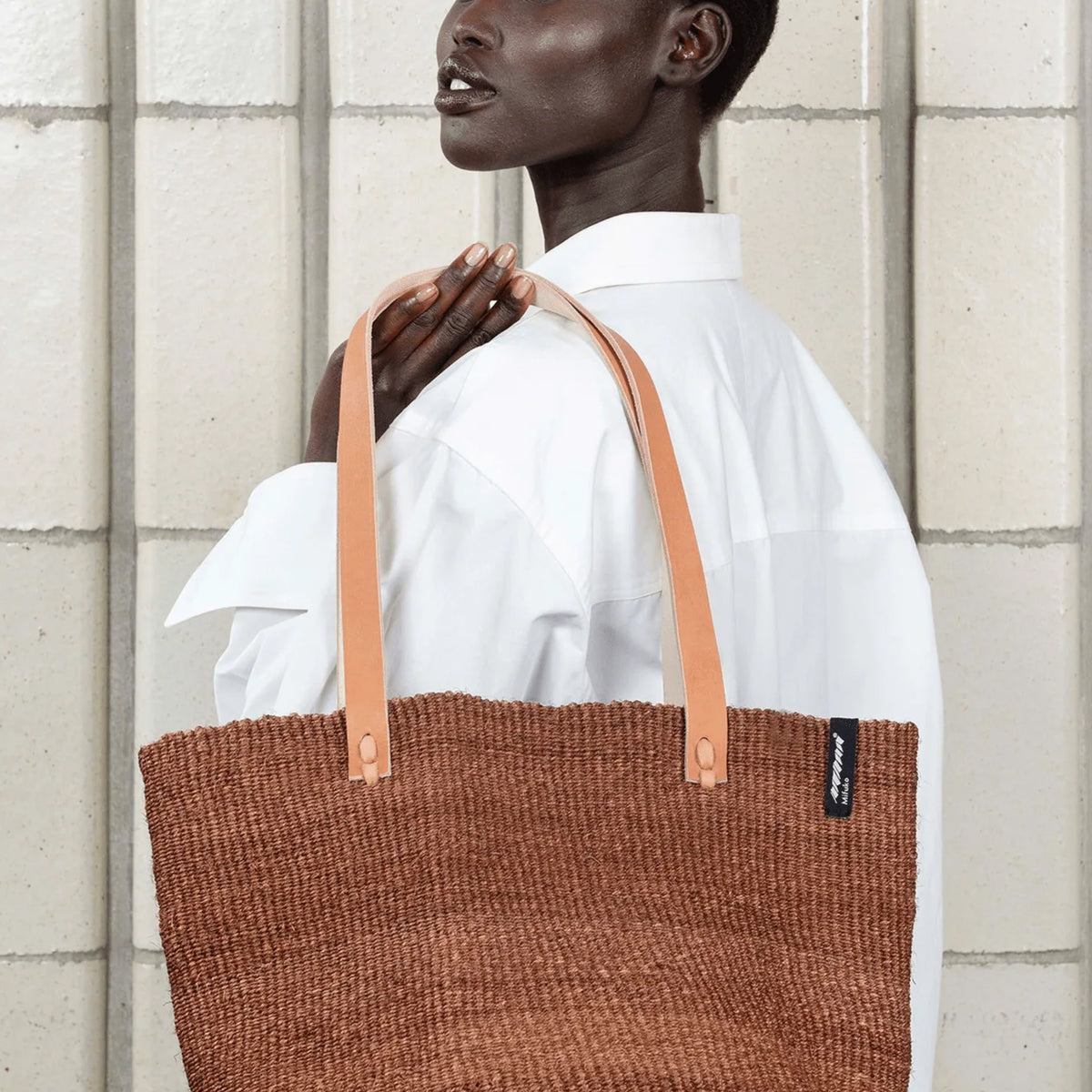 Mifuko Kiondo Medium Shopper Basket Bag Dark Brown – Nordic Labels